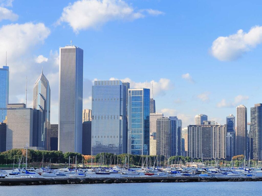 Discovering the Heart of America - Must-Visit Landmarks in Chicago ...